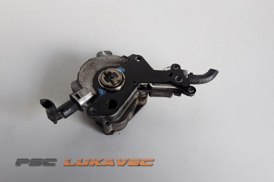 VW VAKUM PUMPA 2.0 TDI 03G145209C 2008