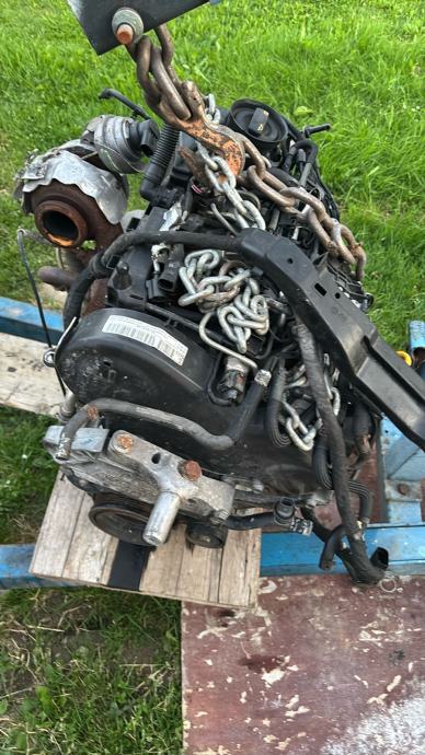 Yeti motor neispravan za dijelove