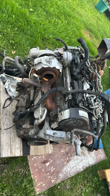 Yeti motor neispravan za dijelove