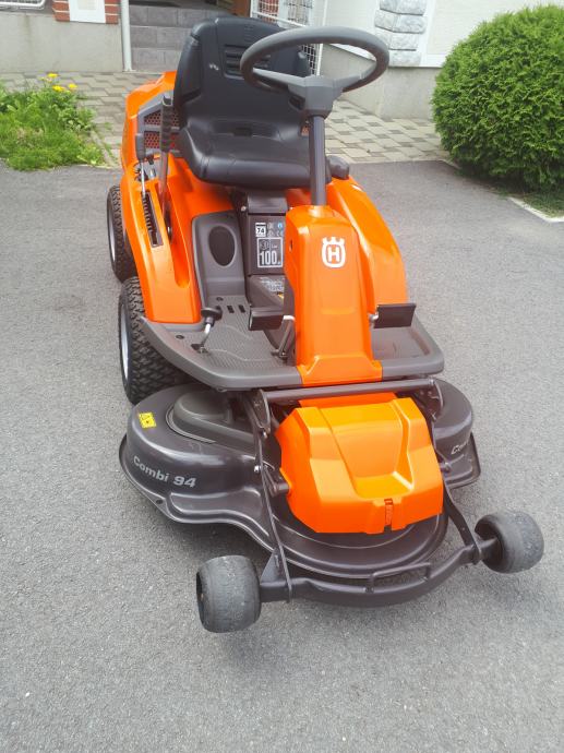 KOSILICA HUSQVARNA rider R213C ... ( god. proizvodnje : 2018 )