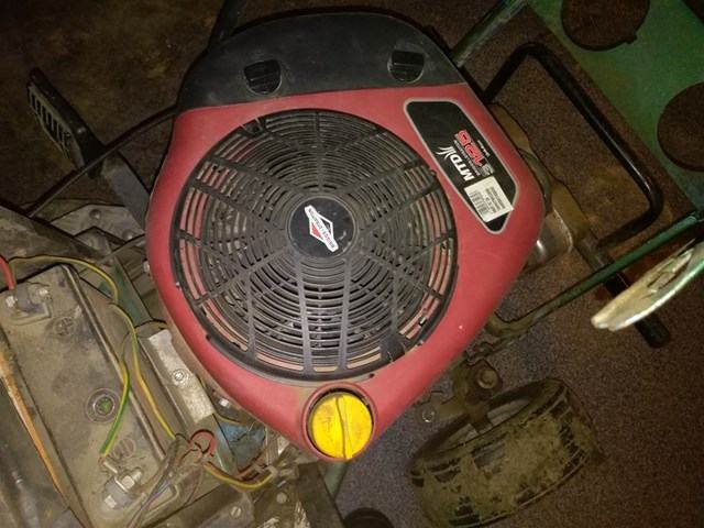 kosilica MTD 12.5 ks, novi motor brigss & stratton