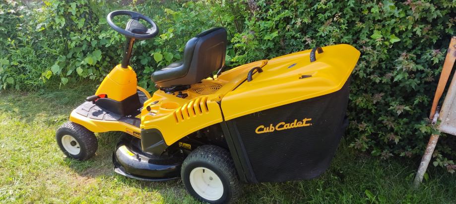 Traktorska kosilica cub cadet lr1 mr 76, KAO Nova!!!
