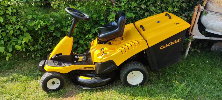 Traktorska kosilica cub cadet lr1 mr 76, KAO Nova!!!