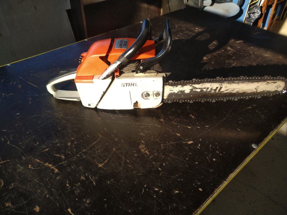 MOTORNA PILA STIHL 042