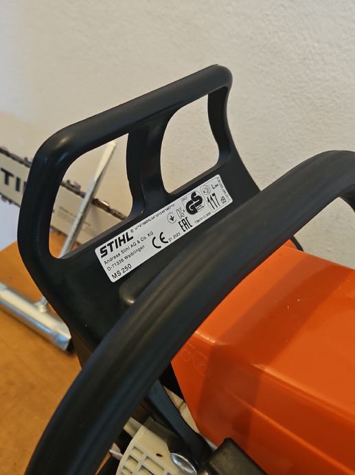 motorna pila štil MS 250