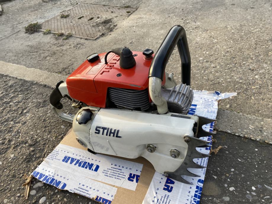 prodajem stihl 070 av