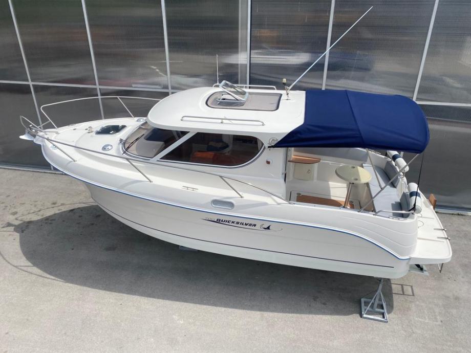 2006/7 Quicksilver 700 Weekend ***Pronautika***
