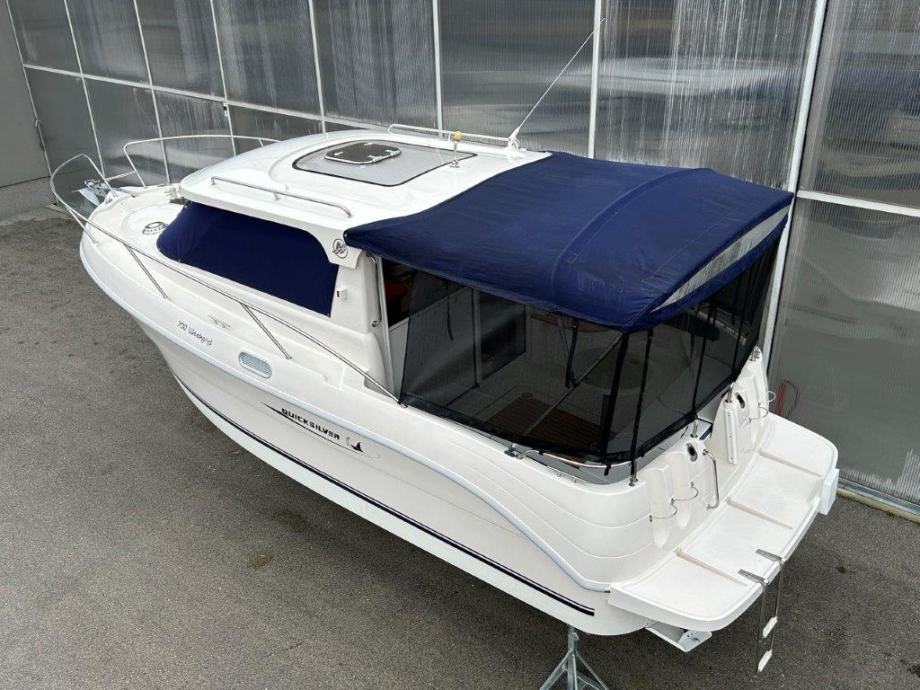 2009 Quicksilver 700 Weekend Cummins diesel ***Pronautika***