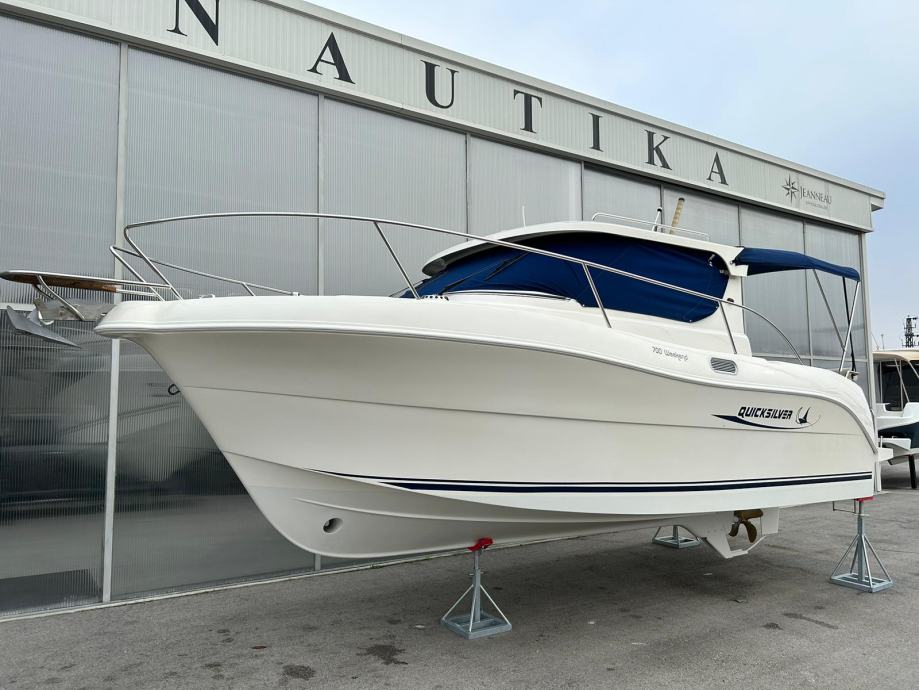 2010 Quicksilver 700 Weekend Cummins 150 diesel ***Pronautika***