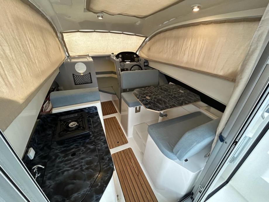 2012 Quicksilver 705 Cruiser ***Verado 200***277 sati ***Pronautika***