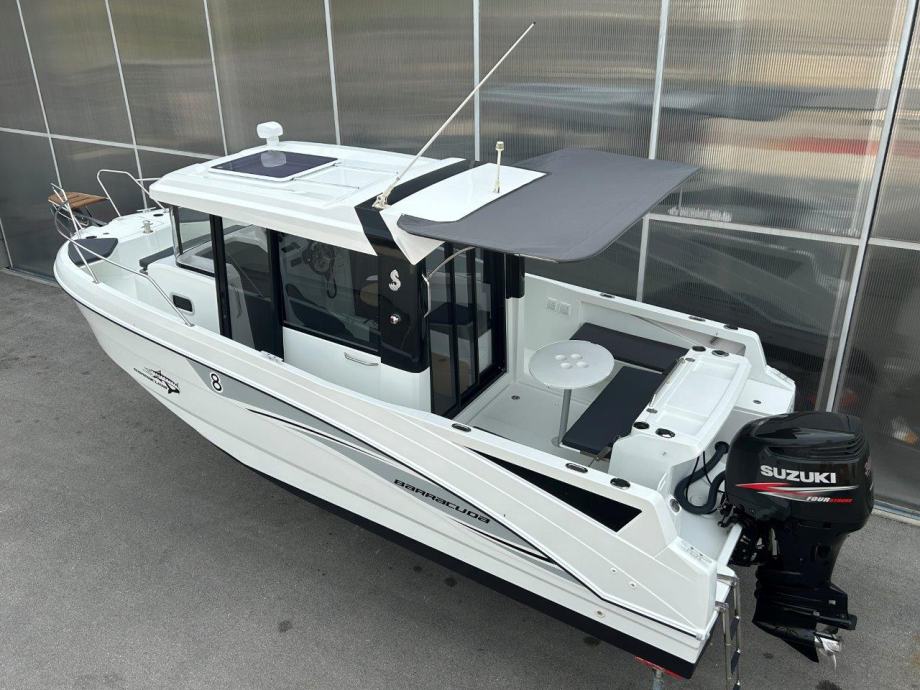 2016 Beneteau Barracuda 8 Suzuki DF 300 sa 380 sati ***Pronautika***