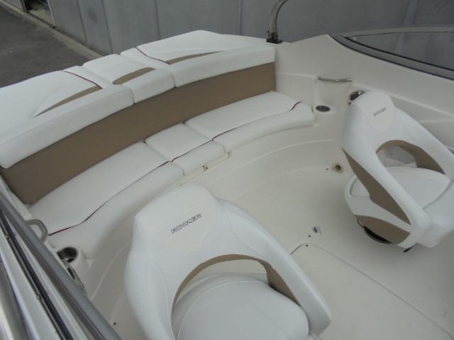 2010 Rinker 210 MTX Volvo 300 ***Pronautika***