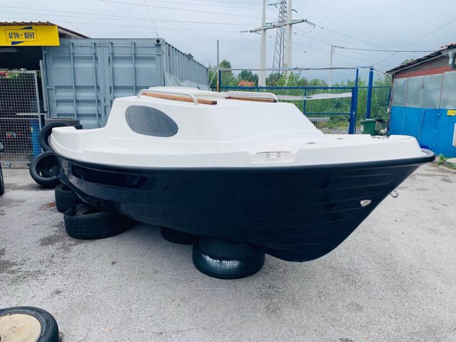 ADRIA 500 /// Novo plovilo