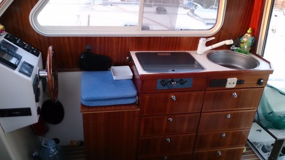 ADRIA 800 prodaja ili zamjena za jedrilicu