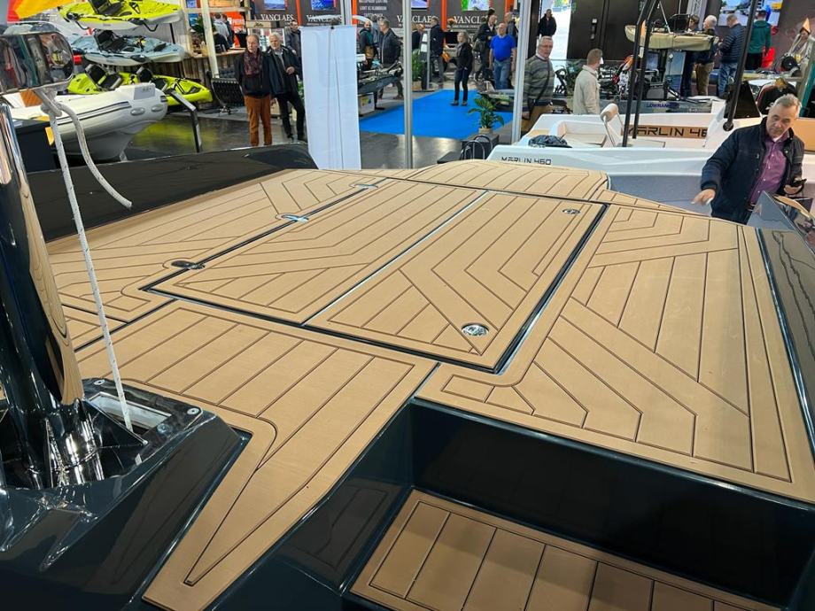 Alesta marine Raptor