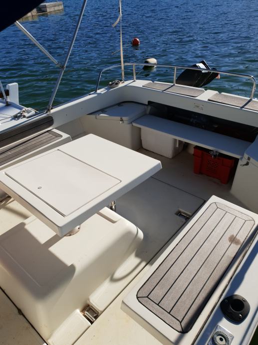Arvor 20