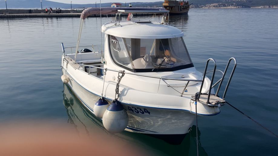 Arvor 200