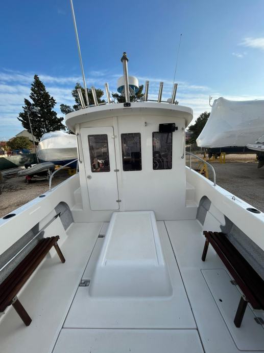 Arvor 25 Mercruiser 220hp diesel