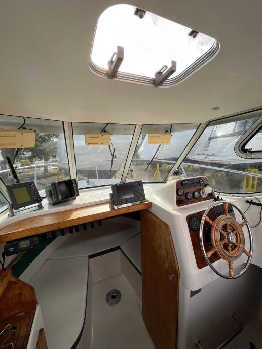 Arvor 25 Mercruiser 220hp diesel