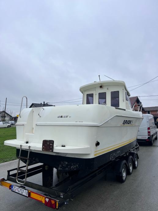 Arvor 25