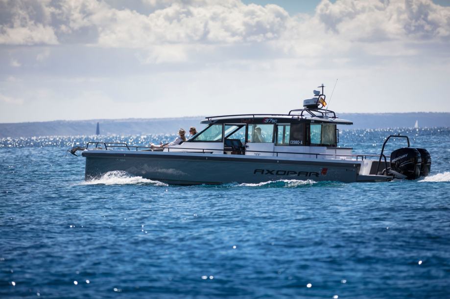 Axopar 37 SPORT CABIN
