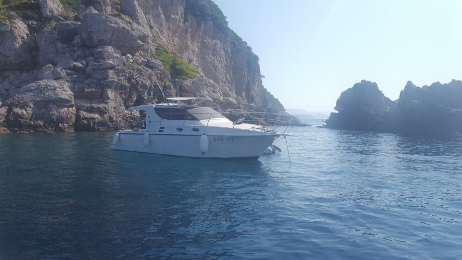 Azimut 32