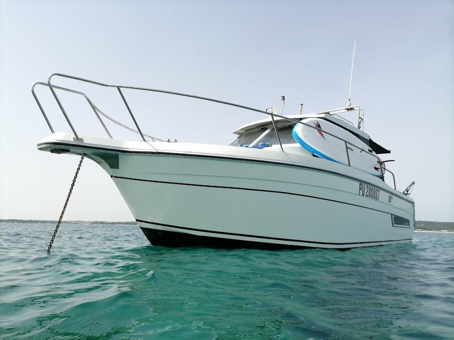 Barka Jeanneau Albatros 850
