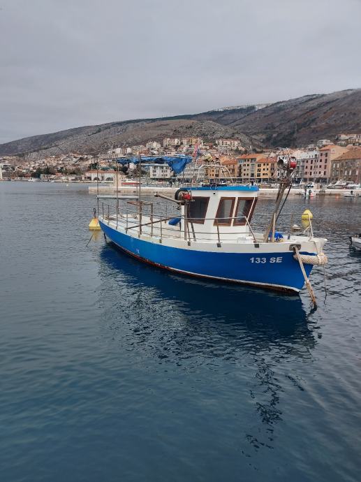 Barka sa povlasticom za skampe