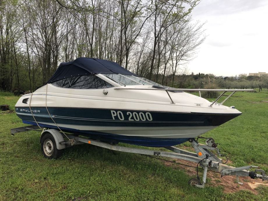 Bayliner Capri