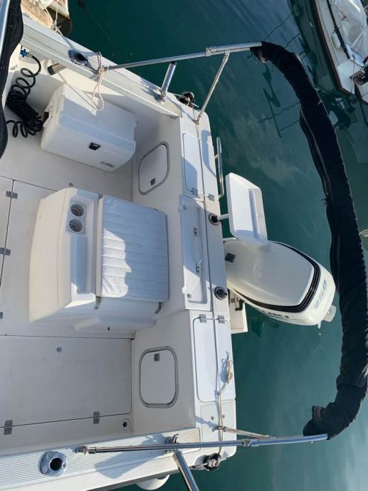 Bayliner Trophy Pro 2359 *BEZ MOTORA*
