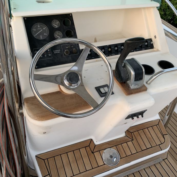 Bayliner Trophy