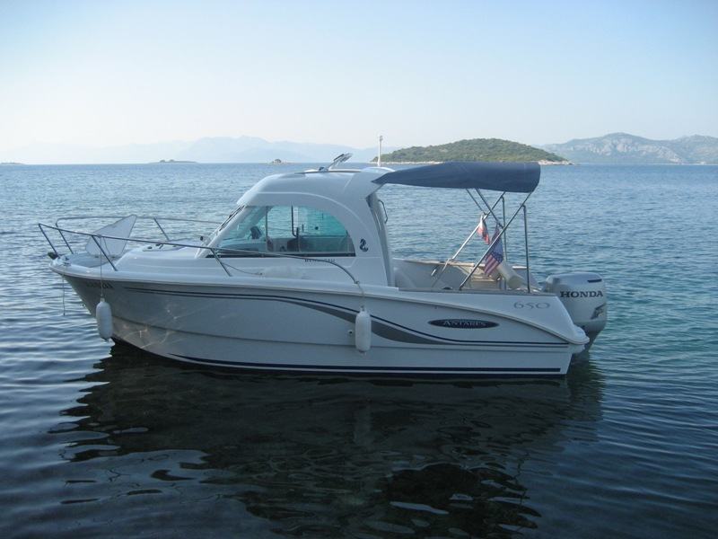 Beneteau Antares 650HB, Honda 1304T