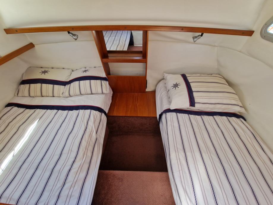 MAREX 2800 1.VLASTNIK KAO NOV OSOVINSKI POGON TOP STANJE 2 SPAVAČE