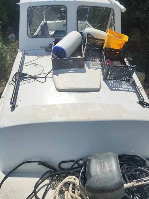 brod gradac 580, sa motorom