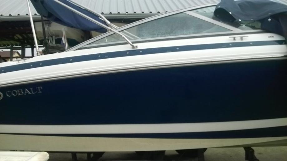 Cobalt 206 u savrsenom stanju