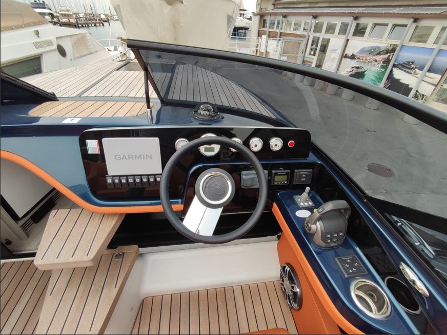 CRANCHI E26 CLASSIC NOVO 2024