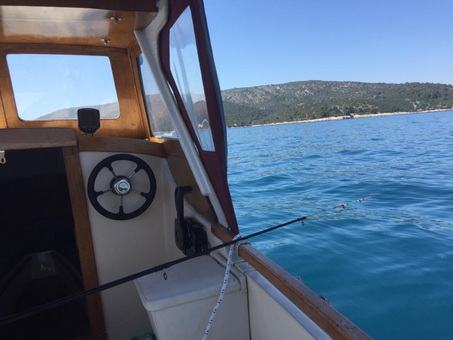 Damor 580 - Tohatsu 9,8 ks 4 t