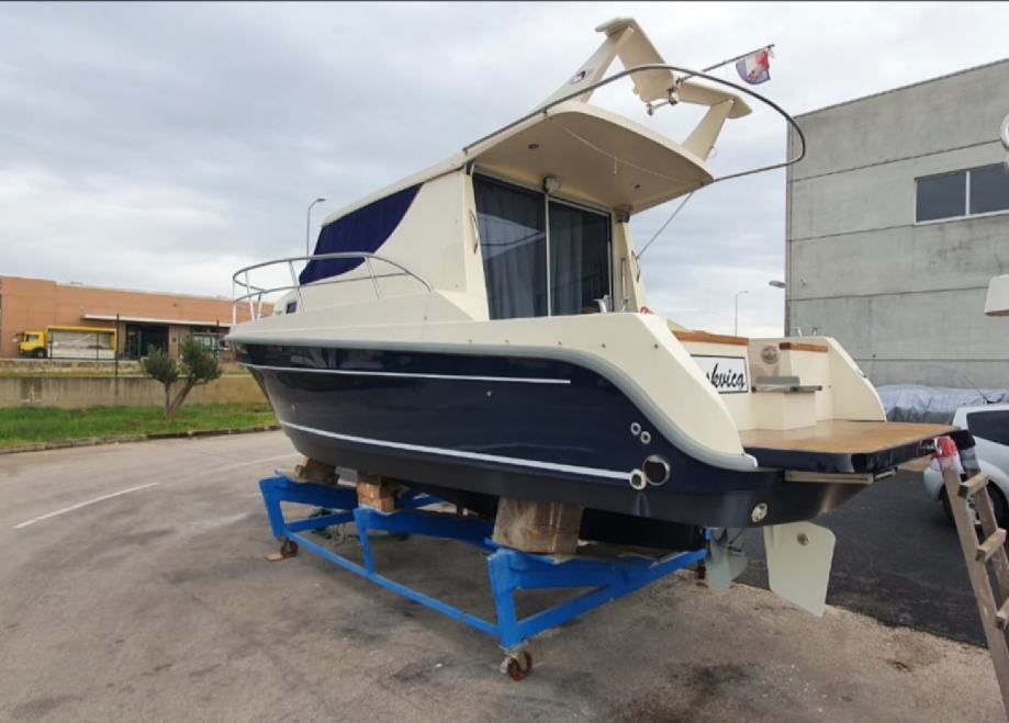 Donat 800-Steyr 250 konja, 2015 g.