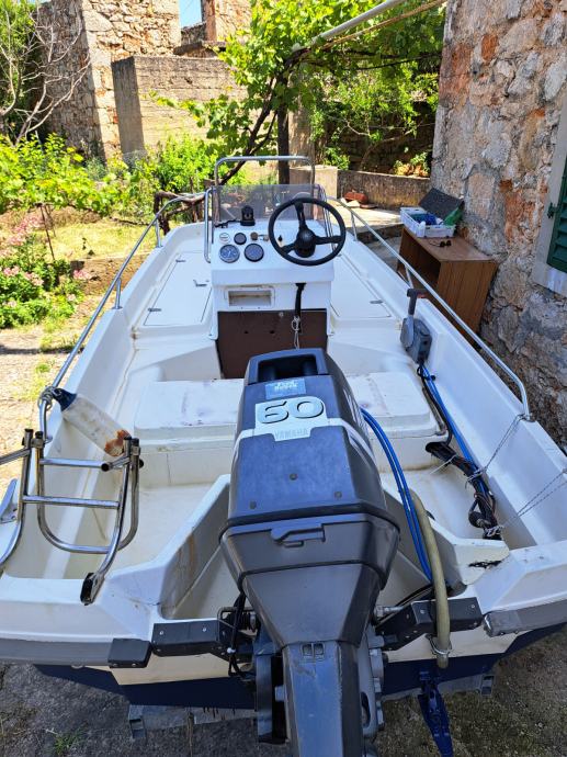Dory Eurosport 13 (britanska izvedba Boston Whaler-a)