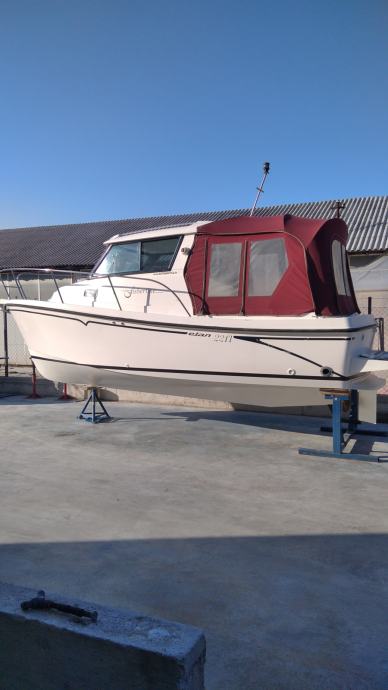 ***ELAN 22 FI CABIN***