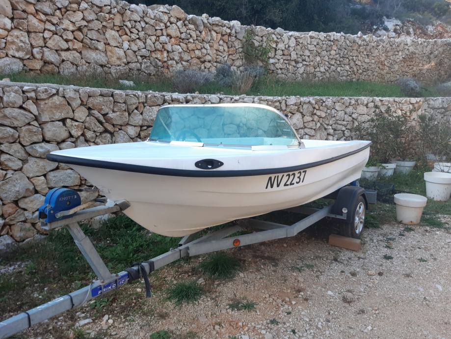 Elan 402 GT + YAMAHA 25 2T 2007 G.