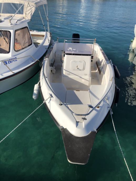 Gliser Elan 17cc, Mercury 60