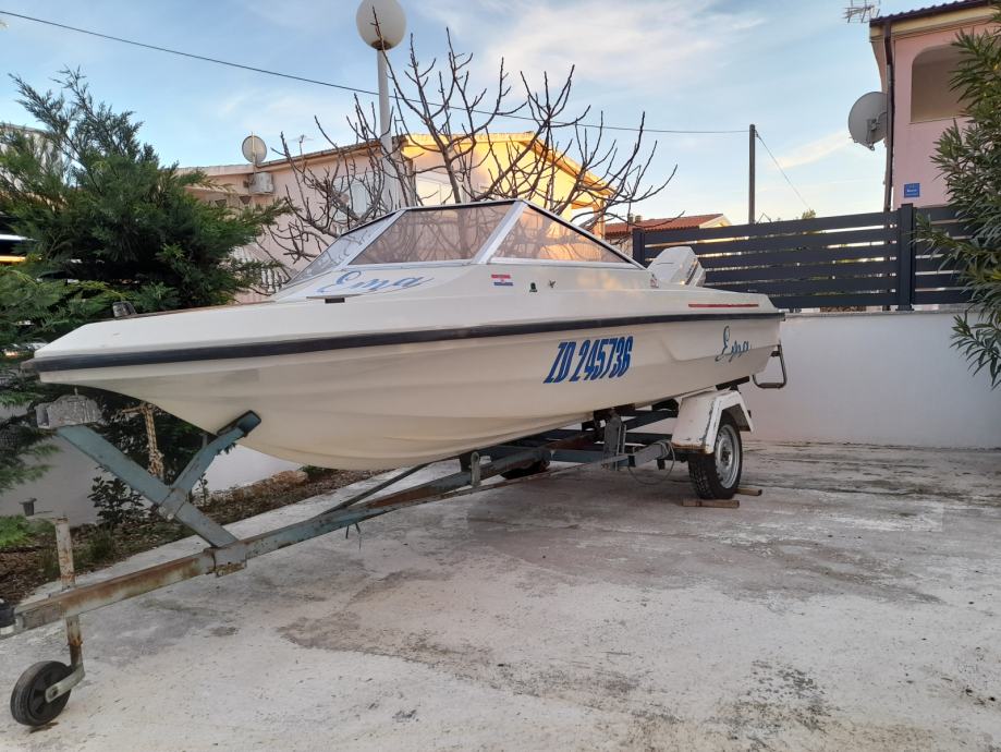 Gliser elan gt 435 s. 1987 god, 44 kw, cijena 2100 e,