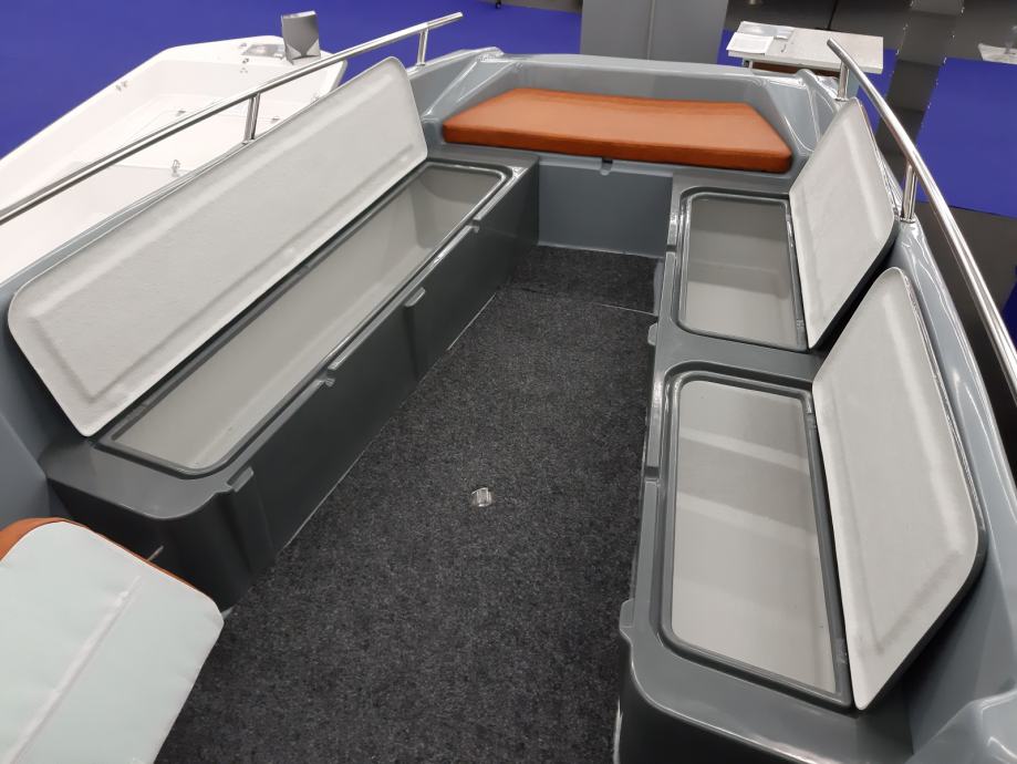 gliser trimaran manta 19