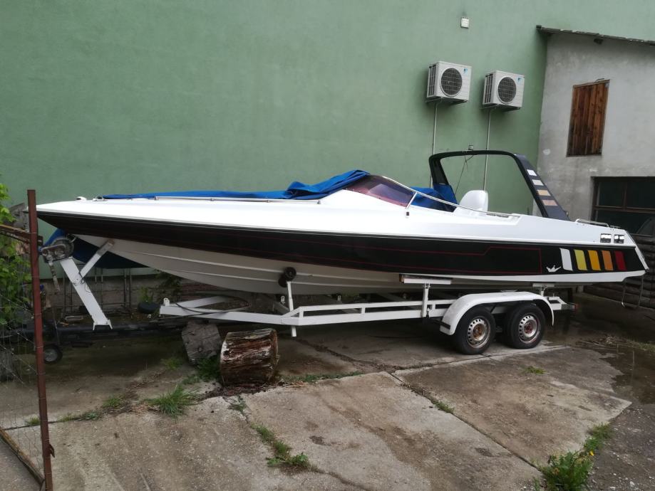 Gliser, 7,4 m , motor mercruiser 4.3