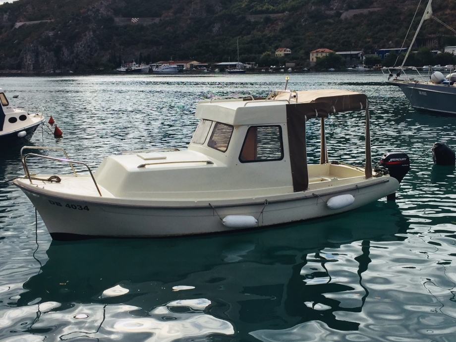 Brod Gradac 5,80 (Gradac 5.80 , Gradac 580)