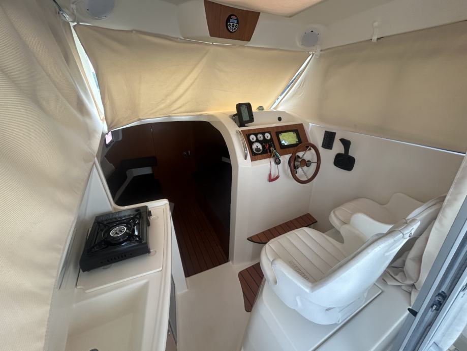 Jeanneau Merry Fisher 705 Yanmar-150 diesel ***Pronautika***