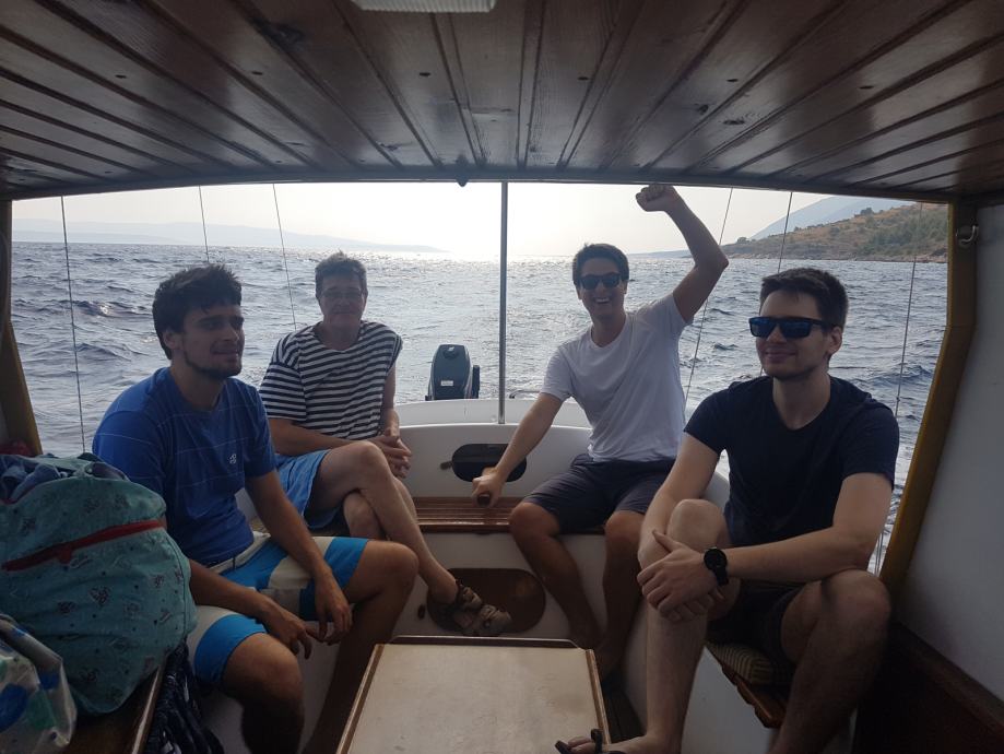 MAESTRAL 600 - Greben Vela luka