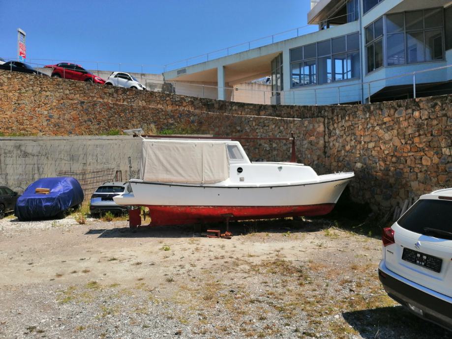 Maestral 700 - Greben Vela Luka
