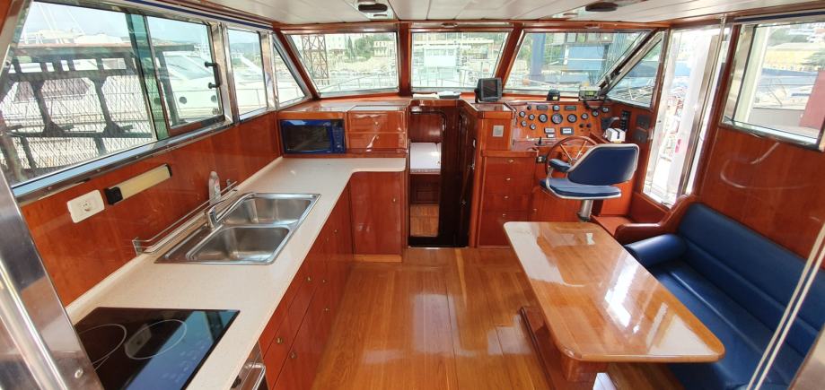 MOTORNA JAHTA 14M 2*VP TAMD63